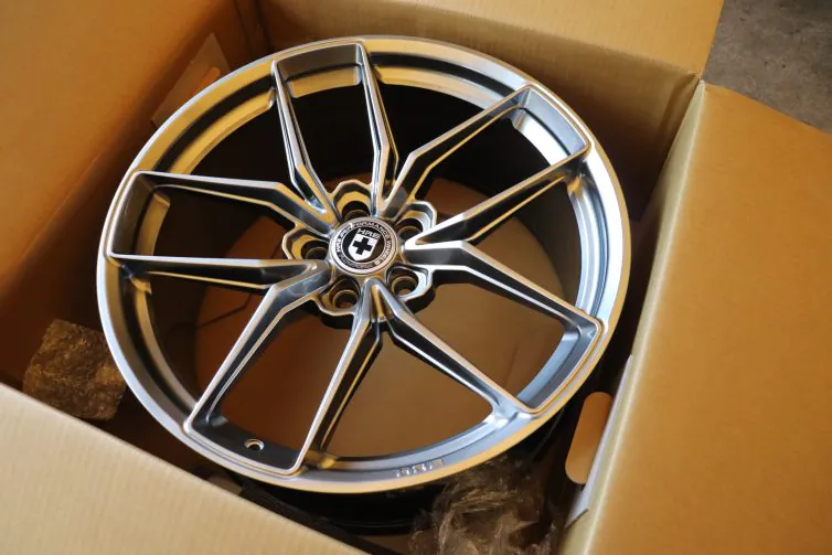 HRE新作ホイール FF21＆FF28入荷！！ ｜ T'sクラブ